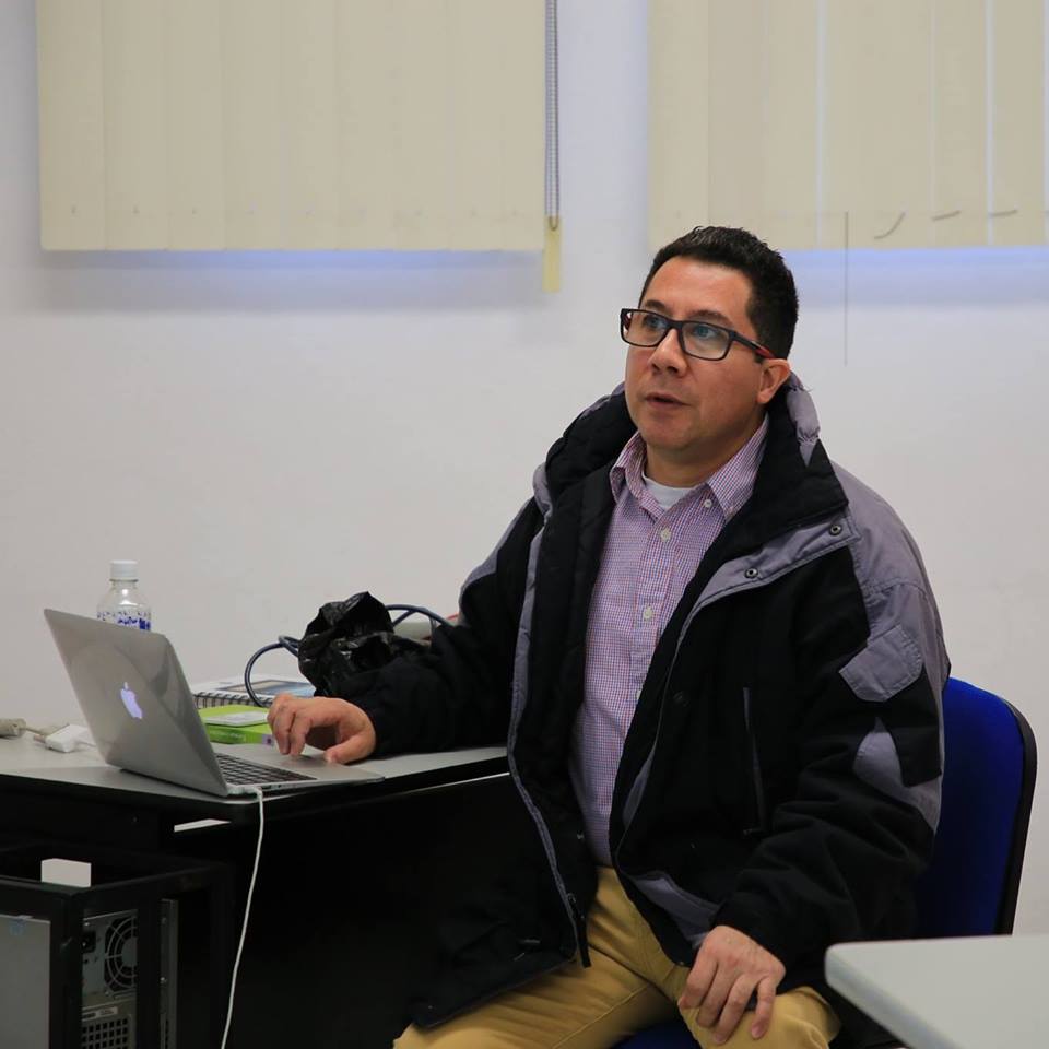 Docente de la UASLP gana premio nacional de ensayo