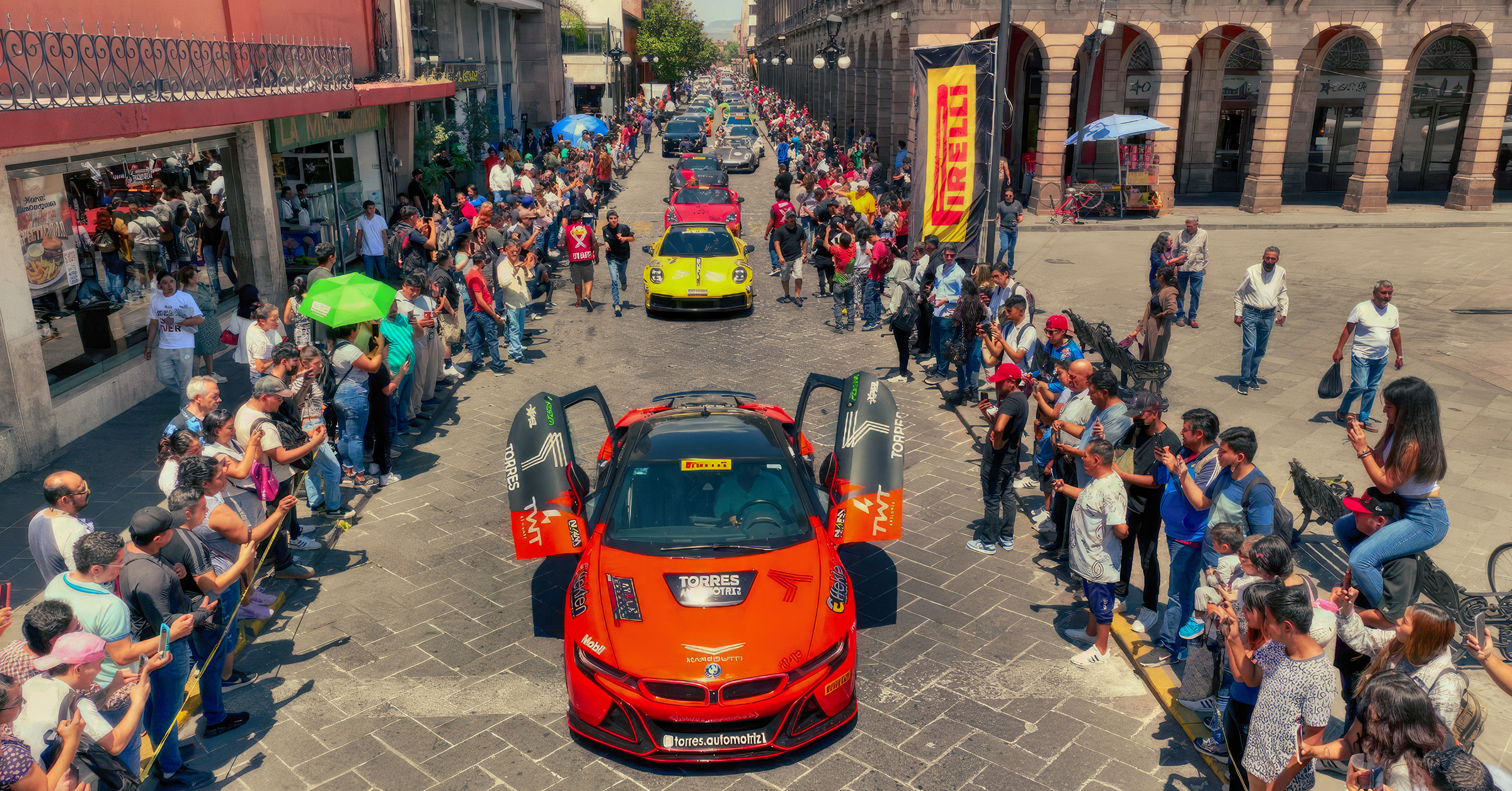 Más de 100 autos de alta gama recorren San Luis Capital por banderazo ...