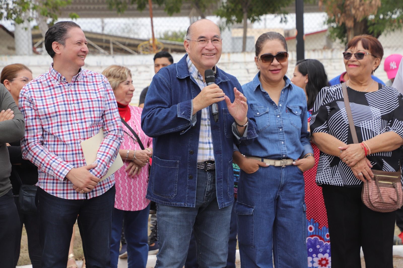 Alcalde Enrique Galindo destaca éxito del programa "Domingo de Pilas" y ...