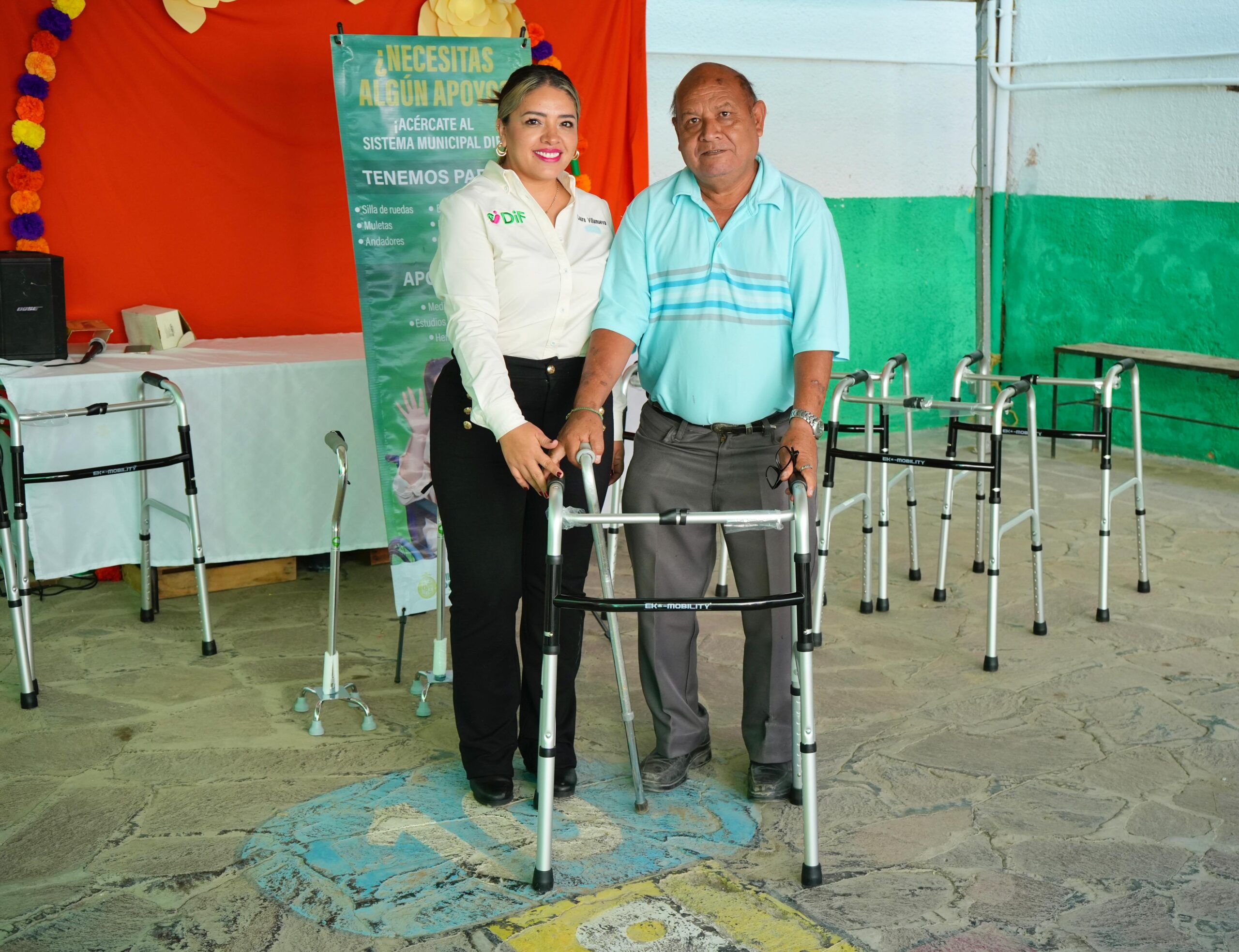 Villa de Pozos entrega apoyos asistenciales para mejorar la movilidad de personas con discapacidad