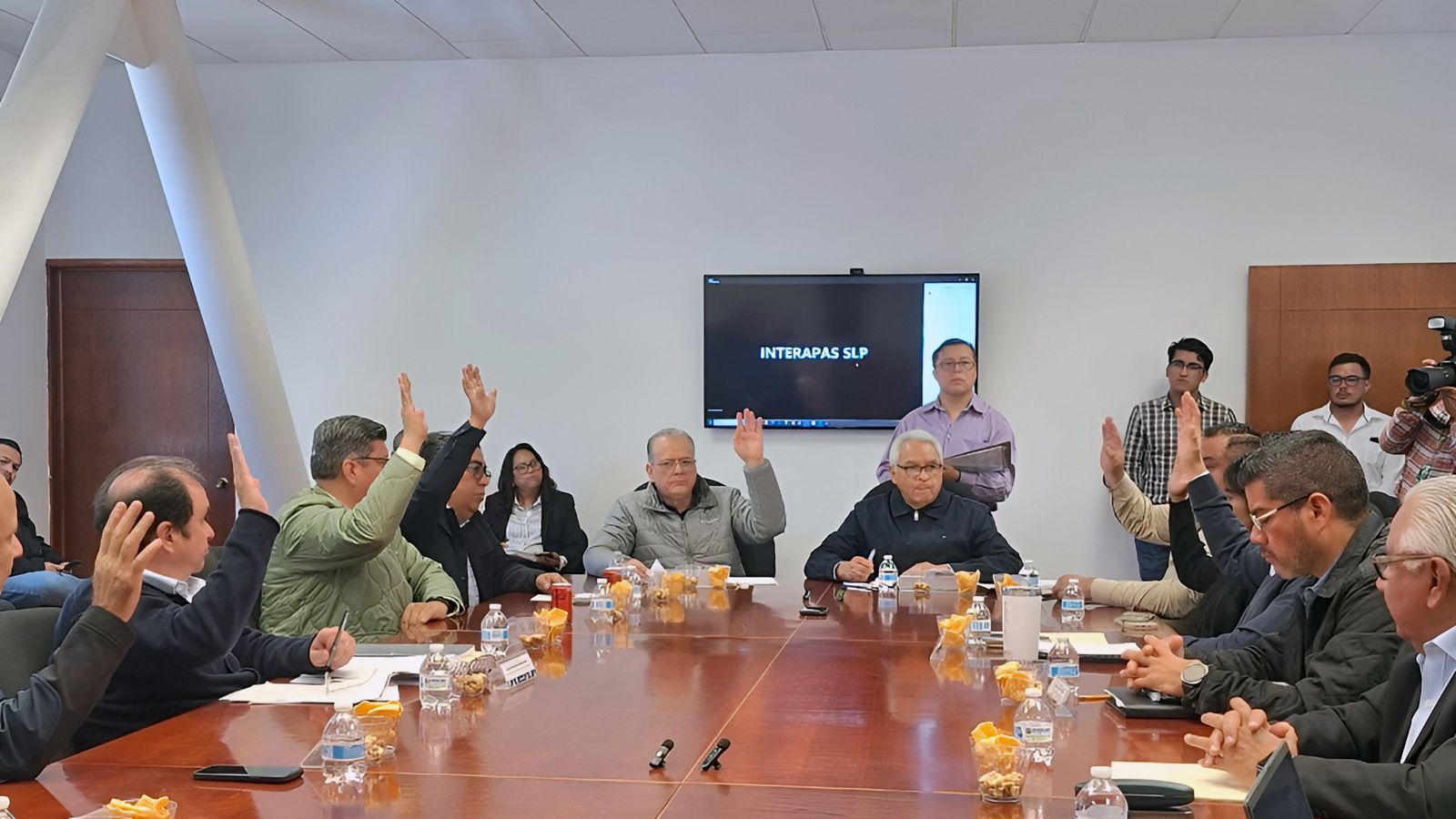Junta de Gobierno de INTERAPAS aprueba por unanimidad la iniciativa de ...